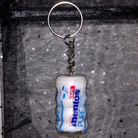 Zuru | Accessories | 32 Zuru Mini Brands Keychain Mentos Gum | Poshmark